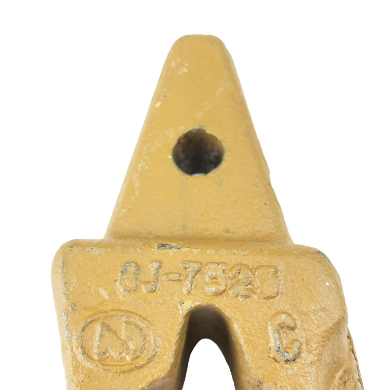 8J7525 CAT Style Weld On Bottom Strap Adapter | Wesco Industries