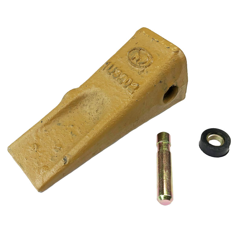 1U3202 CAT Style Standard Long Tooth c/w Pin & Retainer | Wesco Industries