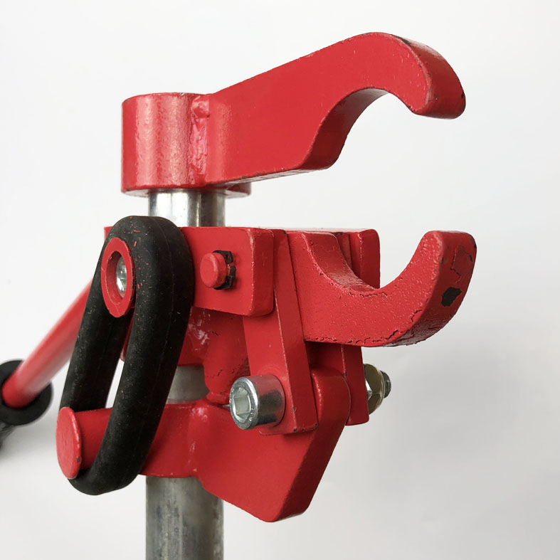 Heavy Equipment Chain Tightening Tool | Wesco Industries