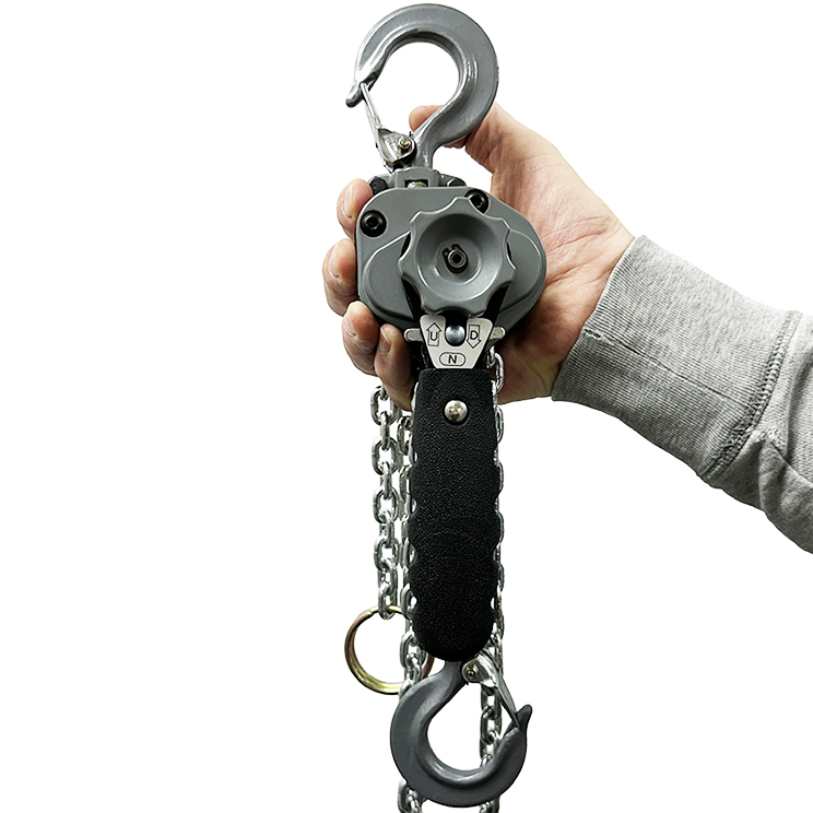 1/2 ton x 10 feet AKT ProCraft Lever Hoist | Wesco Industries